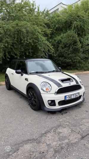 Balts MINI cooper-s 2013 Viļņa, ar dzinēja tilpumu 1.60 L un nobraukumu 197 tūkst. km par 4900 €, foto 4 vietnē AUTOMOTO.COM.LV