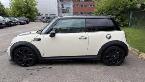 Balts MINI cooper-s 2013 Viļņa, ar dzinēja tilpumu 1.60 L un nobraukumu 197 tūkst. km par 4900 €, foto 6 vietnē AUTOMOTO.COM.LV
