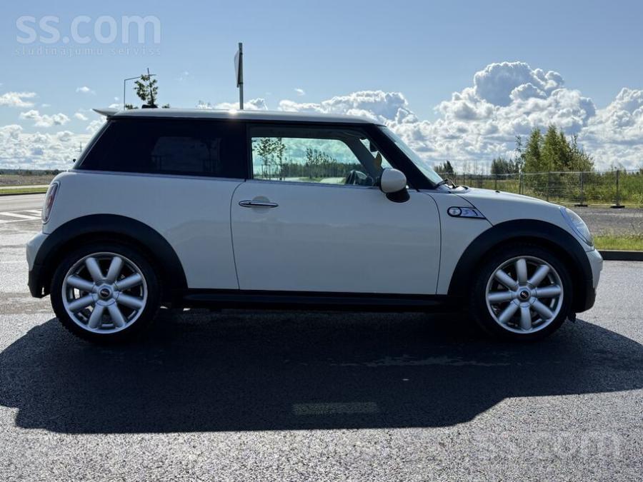 White MINI cooper-s 2008 in Liepaja, with an engine capacity of 1.60 L and mileage of 185 thousand km for 5600 €, photo 6 on AUTOMOTO.COM.LV