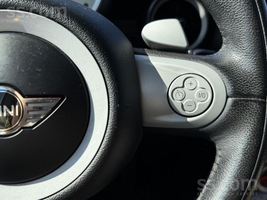 White MINI cooper-s 2008 in Liepaja, with an engine capacity of 1.60 L and mileage of 185 thousand km for 5600 €, photo 20 on AUTOMOTO.COM.LV