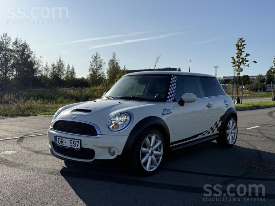 Balts MINI cooper-s 2008 Liepāja, ar dzinēja tilpumu 1.60 L un nobraukumu 185 tūkst. km par 4950 €, foto 4 vietnē AUTOMOTO.COM.LV