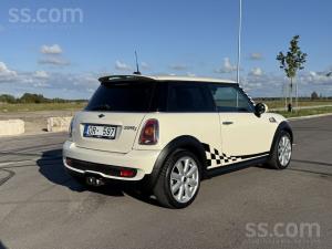 Balts MINI cooper-s 2008 Liepāja, ar dzinēja tilpumu 1.60 L un nobraukumu 185 tūkst. km par 4950 €, foto 5 vietnē AUTOMOTO.COM.LV