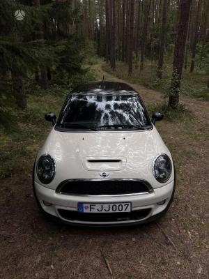 White MINI cooper-s 2013 in Vilnius, with an engine capacity of 1.60 L and mileage of 203 thousand km for 5200 €, photo 9 on AUTOMOTO.COM.LV