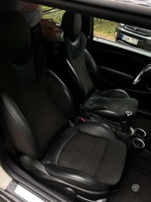 White MINI cooper-s 2013 in Vilnius, with an engine capacity of 1.60 L and mileage of 203 thousand km for 5200 €, photo 22 on AUTOMOTO.COM.LV
