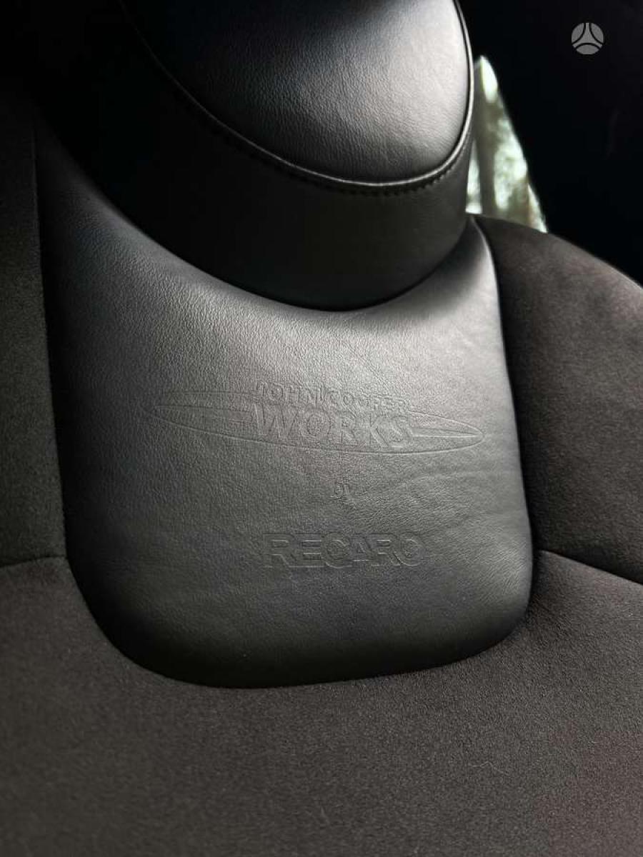 White MINI cooper-s 2013 in Vilnius, with an engine capacity of 1.60 L and mileage of 203 thousand km for 5200 €, photo 24 on AUTOMOTO.COM.LV