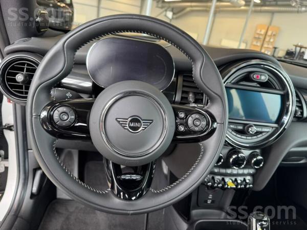 Balts MINI cooper-s 2021 Rīga, ar dzinēja tilpumu 2.00 L un nobraukumu 29 tūkst. km par 19900 €, foto 8 vietnē AUTOMOTO.COM.LV