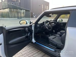 Balts MINI cooper-s 2022 Rīga, ar dzinēja tilpumu 1.00 L un nobraukumu 86 tūkst. km par 22000 €, foto 6 vietnē AUTOMOTO.COM.LV