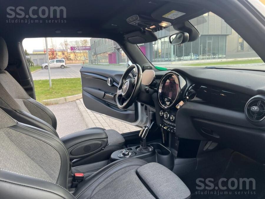 Balts MINI cooper-s 2022 Rīga, ar dzinēja tilpumu 1.00 L un nobraukumu 86 tūkst. km par 22000 €, foto 7 vietnē AUTOMOTO.COM.LV