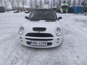 White MINI cooper-s 2003 in Riga, with an engine capacity of 1.60 L and mileage of 217 thousand km for 2000 €, photo 4 on AUTOMOTO.COM.LV