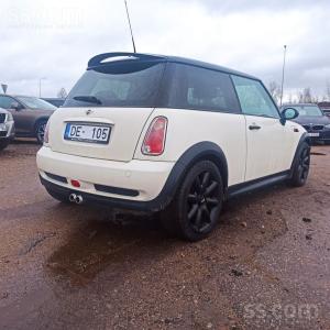 White MINI cooper-s 2005 in Daugavpils, with an engine capacity of 1.60 L and mileage of 0 thousand km for 4950 €, photo 6 on AUTOMOTO.COM.LV