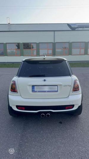 Balts MINI cooper-s 2008 Viļņa, ar dzinēja tilpumu 1.60 L un nobraukumu 185 tūkst. km par 3500 €, foto 5 vietnē AUTOMOTO.COM.LV