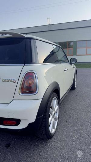 Balts MINI cooper-s 2008 Viļņa, ar dzinēja tilpumu 1.60 L un nobraukumu 185 tūkst. km par 3500 €, foto 6 vietnē AUTOMOTO.COM.LV