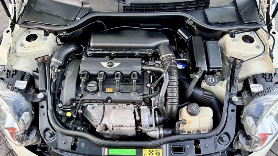 Balts MINI cooper-s 2008 Viļņa, ar dzinēja tilpumu 1.60 L un nobraukumu 185 tūkst. km par 3500 €, foto 16 vietnē AUTOMOTO.COM.LV