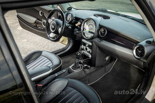 Balts MINI cooper-s 2010 Tallina, ar dzinēja tilpumu 1.60 L un nobraukumu 147 tūkst. km par 4900 €, foto 9 vietnē AUTOMOTO.COM.LV