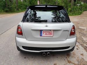 Balts MINI cooper-s 2010 Viļņa, ar dzinēja tilpumu 1.60 L un nobraukumu 133 tūkst. km par 6990 €, foto 9 vietnē AUTOMOTO.COM.LV