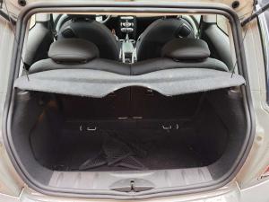 Balts MINI cooper-s 2010 Viļņa, ar dzinēja tilpumu 1.60 L un nobraukumu 133 tūkst. km par 6990 €, foto 18 vietnē AUTOMOTO.COM.LV