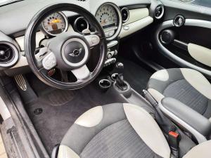 Balts MINI cooper-s 2010 Viļņa, ar dzinēja tilpumu 1.60 L un nobraukumu 133 tūkst. km par 6990 €, foto 21 vietnē AUTOMOTO.COM.LV