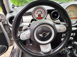 Balts MINI cooper-s 2010 Viļņa, ar dzinēja tilpumu 1.60 L un nobraukumu 133 tūkst. km par 6990 €, foto 26 vietnē AUTOMOTO.COM.LV