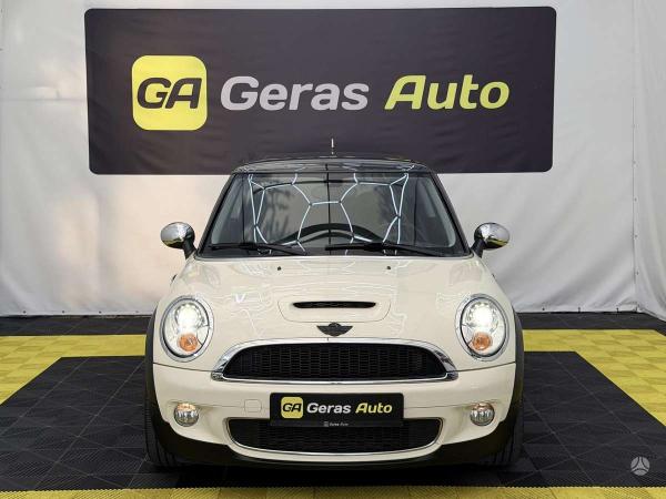 Balts MINI cooper-s 2010 Viļņa, ar dzinēja tilpumu 1.60 L un nobraukumu 68 tūkst. km par 6999 €, foto 7 vietnē AUTOMOTO.COM.LV