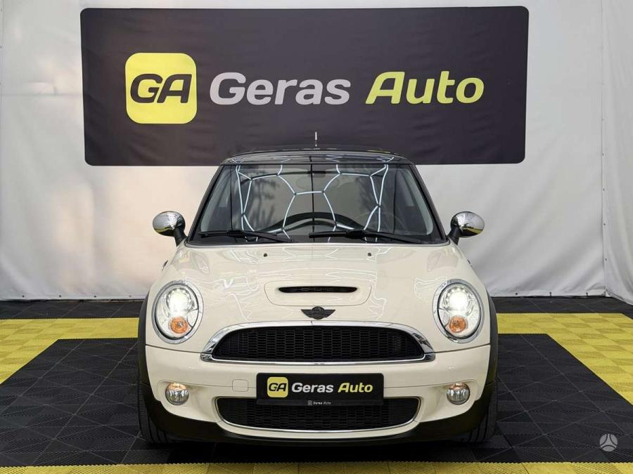 Balts MINI cooper-s 2010 Viļņa, ar dzinēja tilpumu 1.60 L un nobraukumu 68 tūkst. km par 6999 €, foto 8 vietnē AUTOMOTO.COM.LV