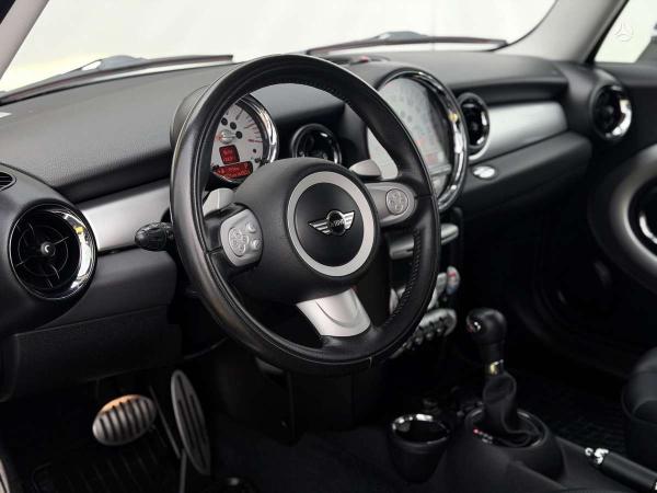 Balts MINI cooper-s 2010 Viļņa, ar dzinēja tilpumu 1.60 L un nobraukumu 68 tūkst. km par 6999 €, foto 9 vietnē AUTOMOTO.COM.LV