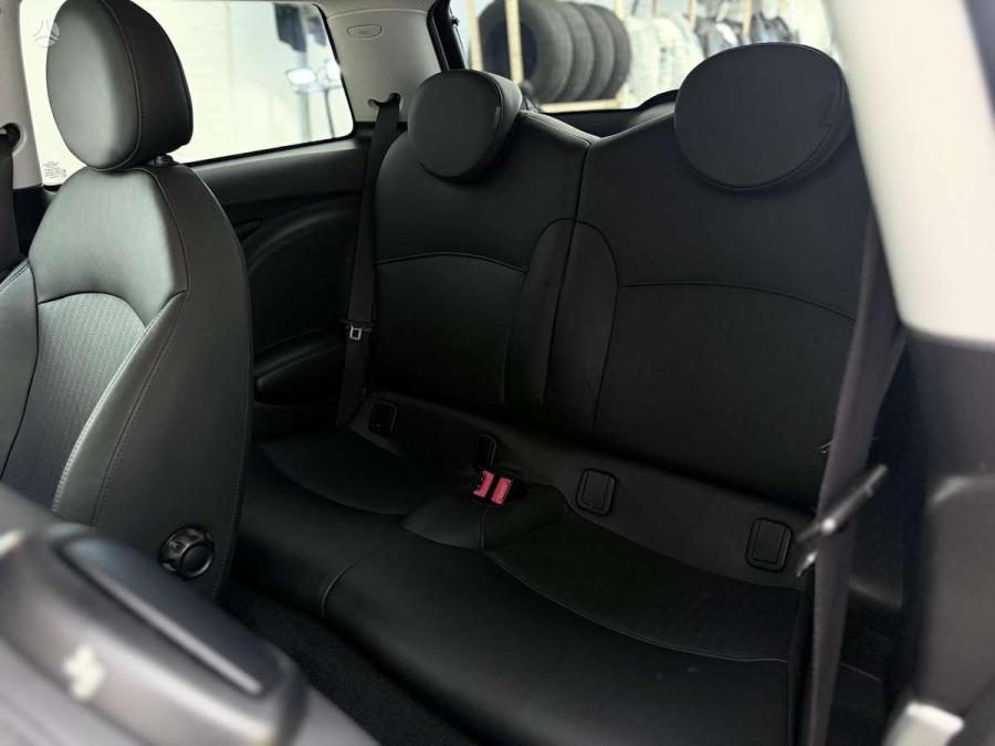 Balts MINI cooper-s 2010 Viļņa, ar dzinēja tilpumu 1.60 L un nobraukumu 68 tūkst. km par 6999 €, foto 12 vietnē AUTOMOTO.COM.LV