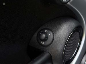 Balts MINI cooper-s 2010 Viļņa, ar dzinēja tilpumu 1.60 L un nobraukumu 68 tūkst. km par 6999 €, foto 20 vietnē AUTOMOTO.COM.LV