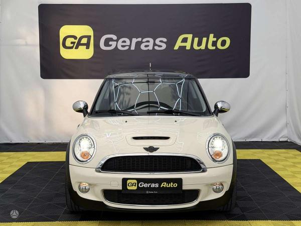 Balts MINI cooper-s 2010 Viļņa, ar dzinēja tilpumu 1.60 L un nobraukumu 68 tūkst. km par 6999 €, foto 7 vietnē AUTOMOTO.COM.LV