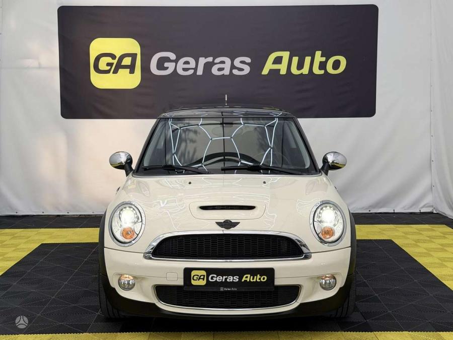 Balts MINI cooper-s 2010 Viļņa, ar dzinēja tilpumu 1.60 L un nobraukumu 68 tūkst. km par 6999 €, foto 8 vietnē AUTOMOTO.COM.LV