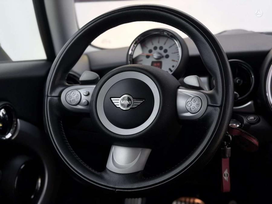 Balts MINI cooper-s 2010 Viļņa, ar dzinēja tilpumu 1.60 L un nobraukumu 68 tūkst. km par 6999 €, foto 19 vietnē AUTOMOTO.COM.LV