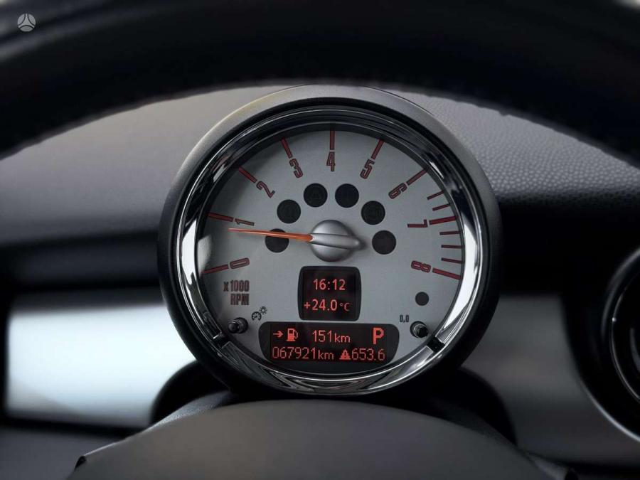 Balts MINI cooper-s 2010 Viļņa, ar dzinēja tilpumu 1.60 L un nobraukumu 68 tūkst. km par 6999 €, foto 27 vietnē AUTOMOTO.COM.LV