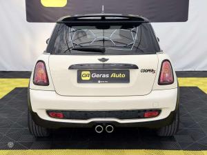 White MINI cooper-s 2010 in Vilnius, with an engine capacity of 1.60 L and mileage of 68 thousand km for 6999 €, photo 6 on AUTOMOTO.COM.LV