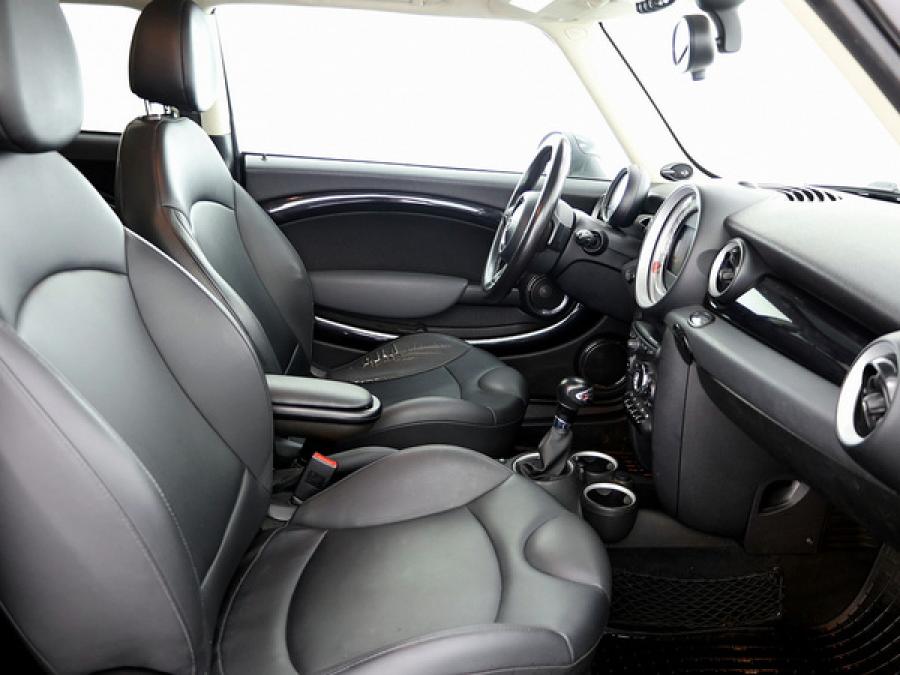 White MINI cooper-s 2011 in Tallinn, with an engine capacity of 1.60 L and mileage of 208 thousand km for 3499 €, photo 7 on AUTOMOTO.COM.LV