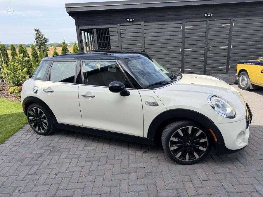 Белый Мини Купер С 2016 в Шяуляй, объемом двигателя 2.00 л и пробегом 92 тыс. км за 9500 €, фото 5 на AUTOMOTO.COM.LV