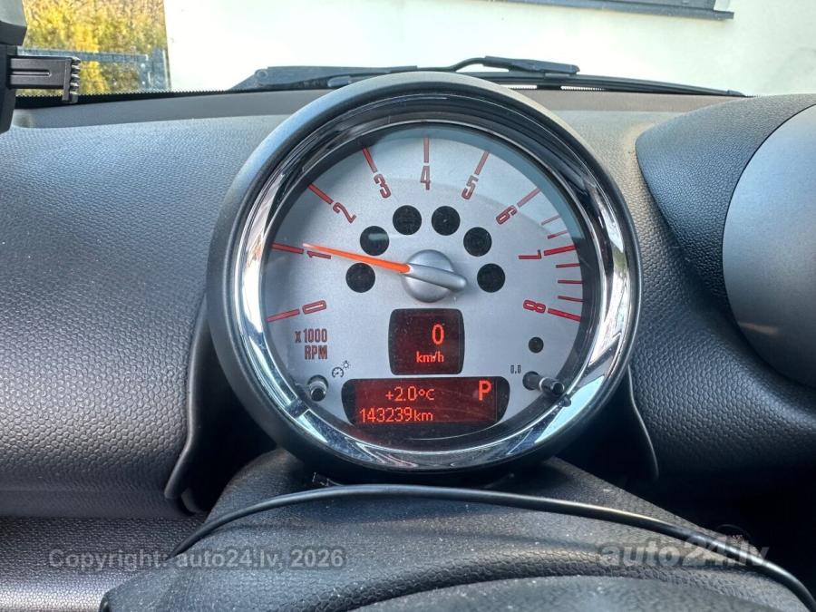 Белый Мини Купер С 2010 в Таллин, объемом двигателя 1.60 л и пробегом 160 тыс. км за 7600 €, фото 8 на AUTOMOTO.COM.LV