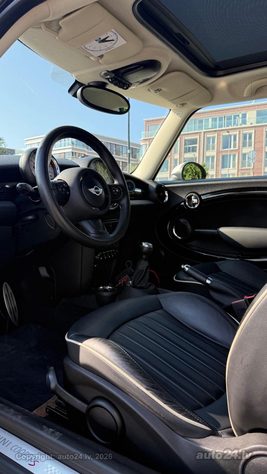Balts MINI cooper-s 2013 Tallina, ar dzinēja tilpumu 1.60 L un nobraukumu 115 tūkst. km par 11900 €, foto 11 vietnē AUTOMOTO.COM.LV