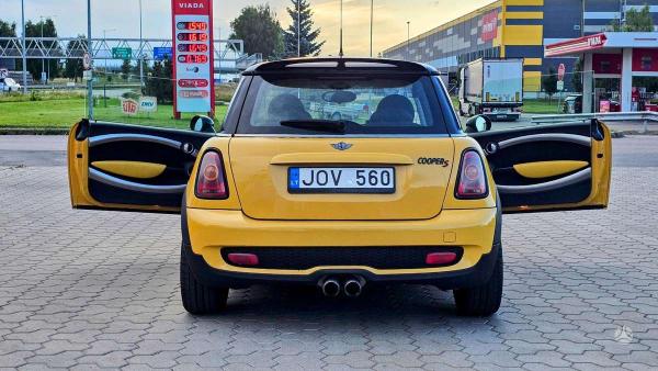 Dzeltens MINI cooper-s 2006 Viļņa, ar dzinēja tilpumu 1.60 L un nobraukumu 252 tūkst. km par 900 €, foto 6 vietnē AUTOMOTO.COM.LV