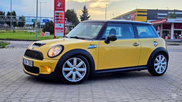 Dzeltens MINI cooper-s 2006 Viļņa, ar dzinēja tilpumu 1.60 L un nobraukumu 252 tūkst. km par 900 €, foto 8 vietnē AUTOMOTO.COM.LV