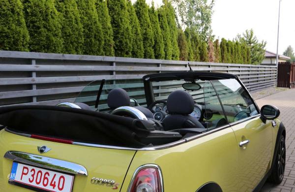 Yellow MINI cooper-s 2009 in Vilnius, with an engine capacity of 1.60 L and mileage of 127 thousand km for 4999 €, photo 8 on AUTOMOTO.COM.LV