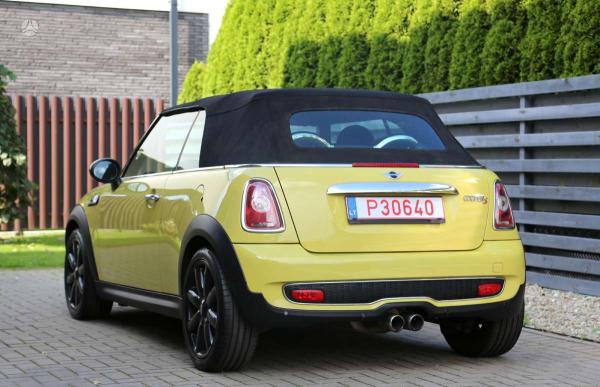 Yellow MINI cooper-s 2009 in Vilnius, with an engine capacity of 1.60 L and mileage of 127 thousand km for 4999 €, photo 10 on AUTOMOTO.COM.LV