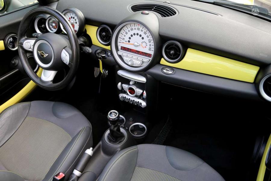 Dzeltens MINI cooper-s 2009 Viļņa, ar dzinēja tilpumu 1.60 L un nobraukumu 127 tūkst. km par 4999 €, foto 30 vietnē AUTOMOTO.COM.LV