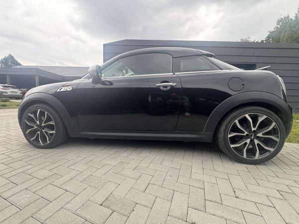 Melns MINI Cooper SD 2013 Kauņa, ar dzinēja tilpumu 2.00 L un nobraukumu 149 tūkst. km par 6500 €, foto 10 vietnē AUTOMOTO.COM.LV