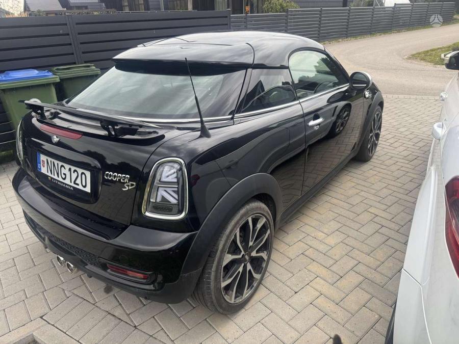 Melns MINI Cooper SD 2013 Kauņa, ar dzinēja tilpumu 2.00 L un nobraukumu 149 tūkst. km par 6500 €, foto 12 vietnē AUTOMOTO.COM.LV