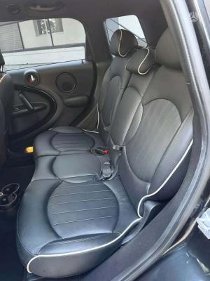 Black MINI Cooper SD 2014 in Prienai, with an engine capacity of 2.00 L and mileage of 144 thousand km for 9200 €, photo 9 on AUTOMOTO.COM.LV