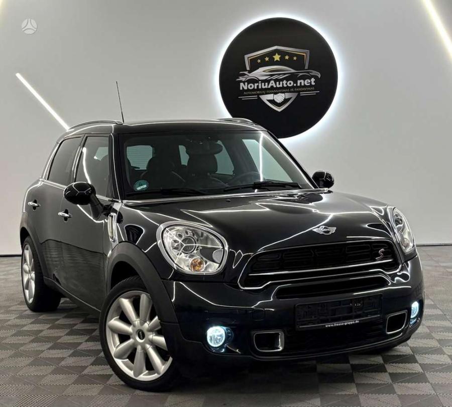 Black MINI Cooper SD 2016 in Marijampole, with an engine capacity of 2.00 L and mileage of 211 thousand km for 10750 €, photo 1 on AUTOMOTO.COM.LV