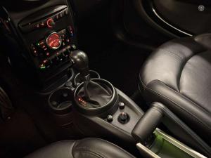 Black MINI Cooper SD 2016 in Marijampole, with an engine capacity of 2.00 L and mileage of 211 thousand km for 10750 €, photo 22 on AUTOMOTO.COM.LV