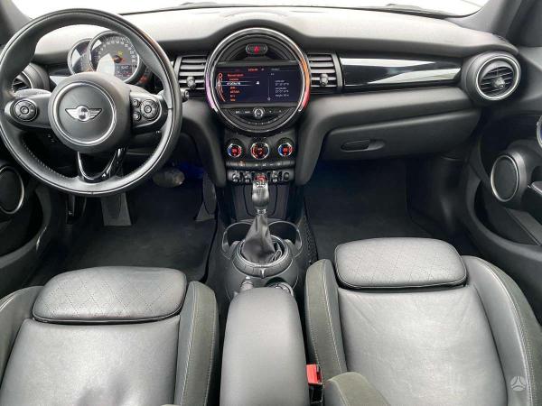 Black MINI Cooper SD 2015 in Raseiniai, with an engine capacity of 2.00 L and mileage of 166 thousand km for 11200 €, photo 11 on AUTOMOTO.COM.LV