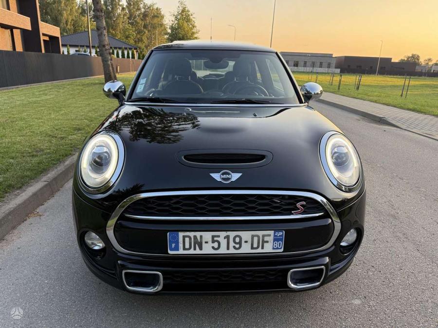 Черный Мини Cooper SD 2015 в Таураге, объемом двигателя 2.00 л и пробегом 311 тыс. км за 7900 €, фото 4 на AUTOMOTO.COM.LV