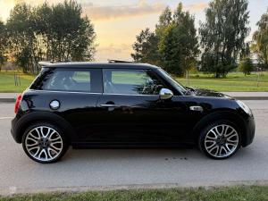Черный Мини Cooper SD 2015 в Таураге, объемом двигателя 2.00 л и пробегом 311 тыс. км за 7900 €, фото 10 на AUTOMOTO.COM.LV