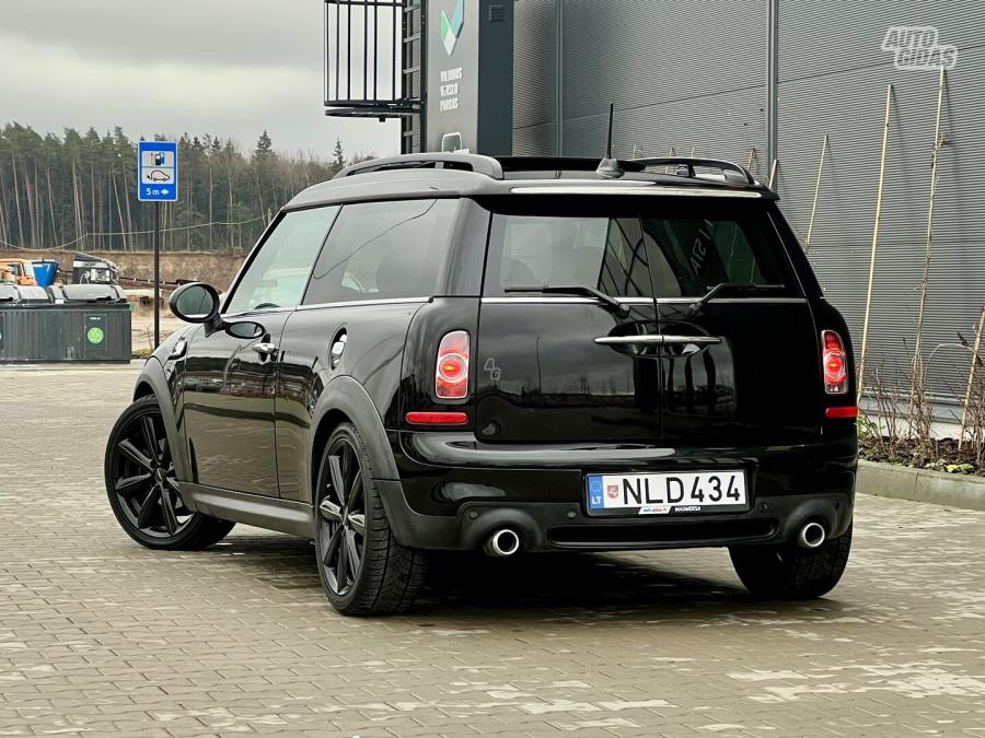 Black MINI Cooper SD 2011 in Elektrenai, with an engine capacity of 2.00 L and mileage of 200 thousand km for 5750 €, photo 19 on AUTOMOTO.COM.LV